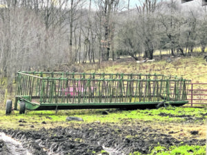 Beef Handling and Feeding Equipment Considerations - Cornell Small Farms
